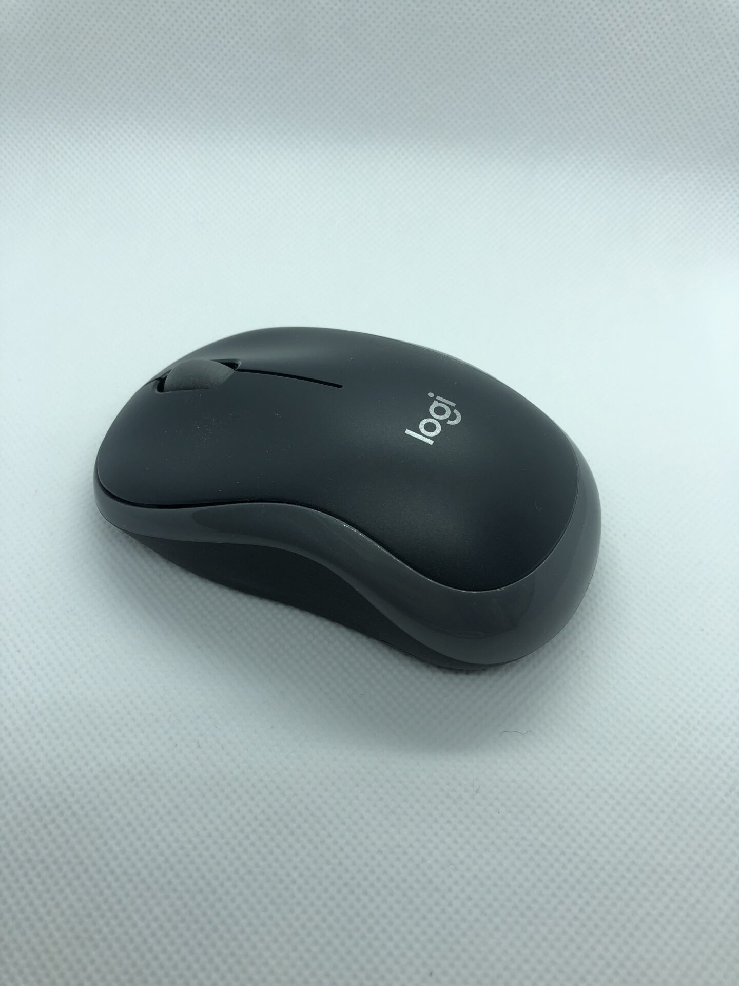 Logicool(ロジクール) M185とM186の違いは？1,000円以下のワイヤレスマウスはどっちがおすすめ？ | Enjoy Diary