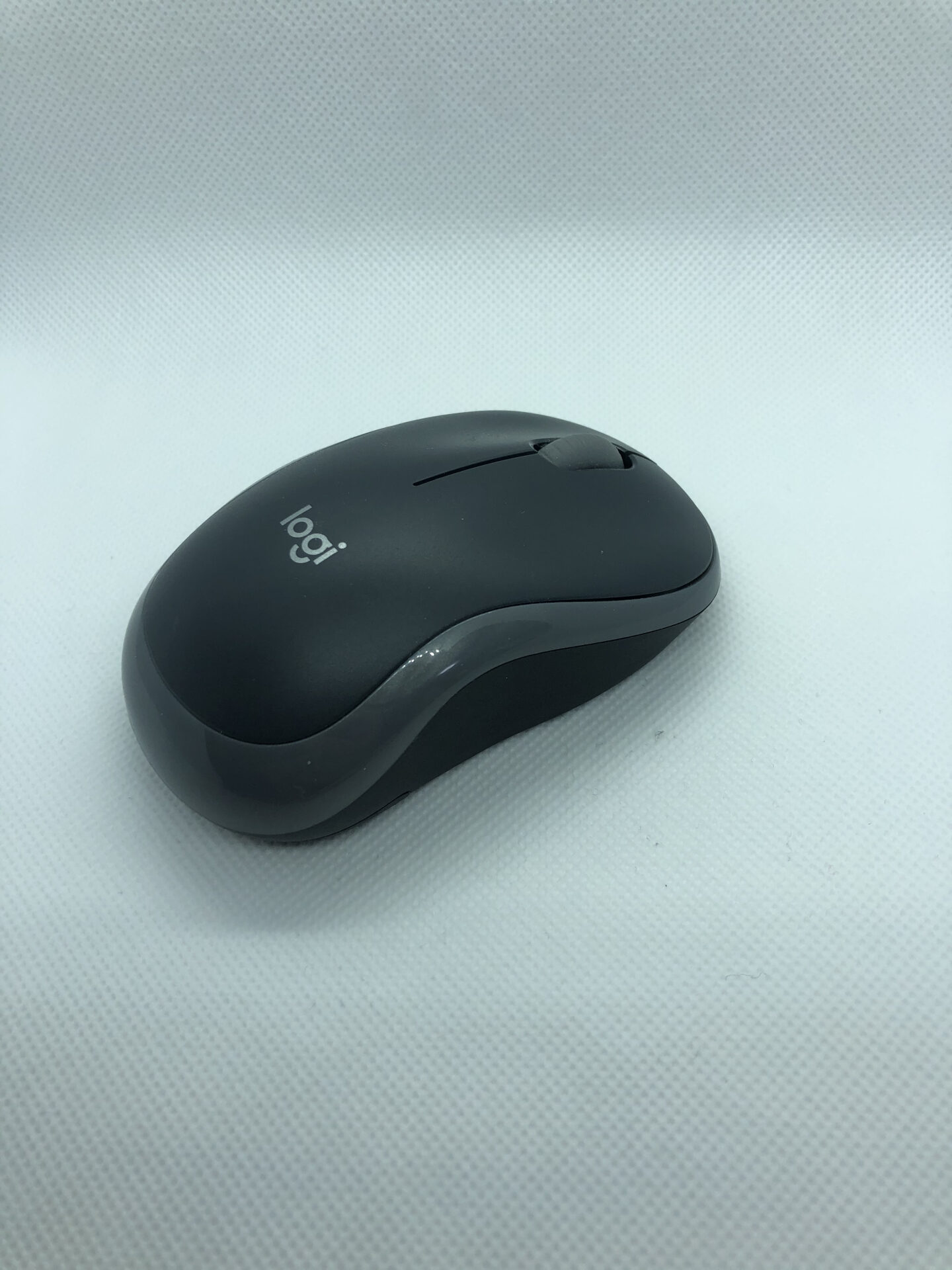 Logicool(ロジクール) M185とM186の違いは？1,000円以下のワイヤレスマウスはどっちがおすすめ？ | Enjoy Diary